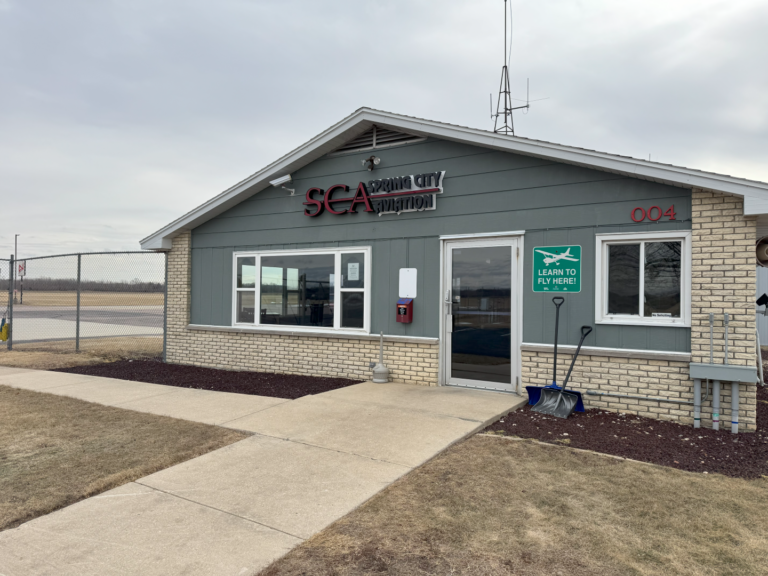 Ground School – Students in Aviation